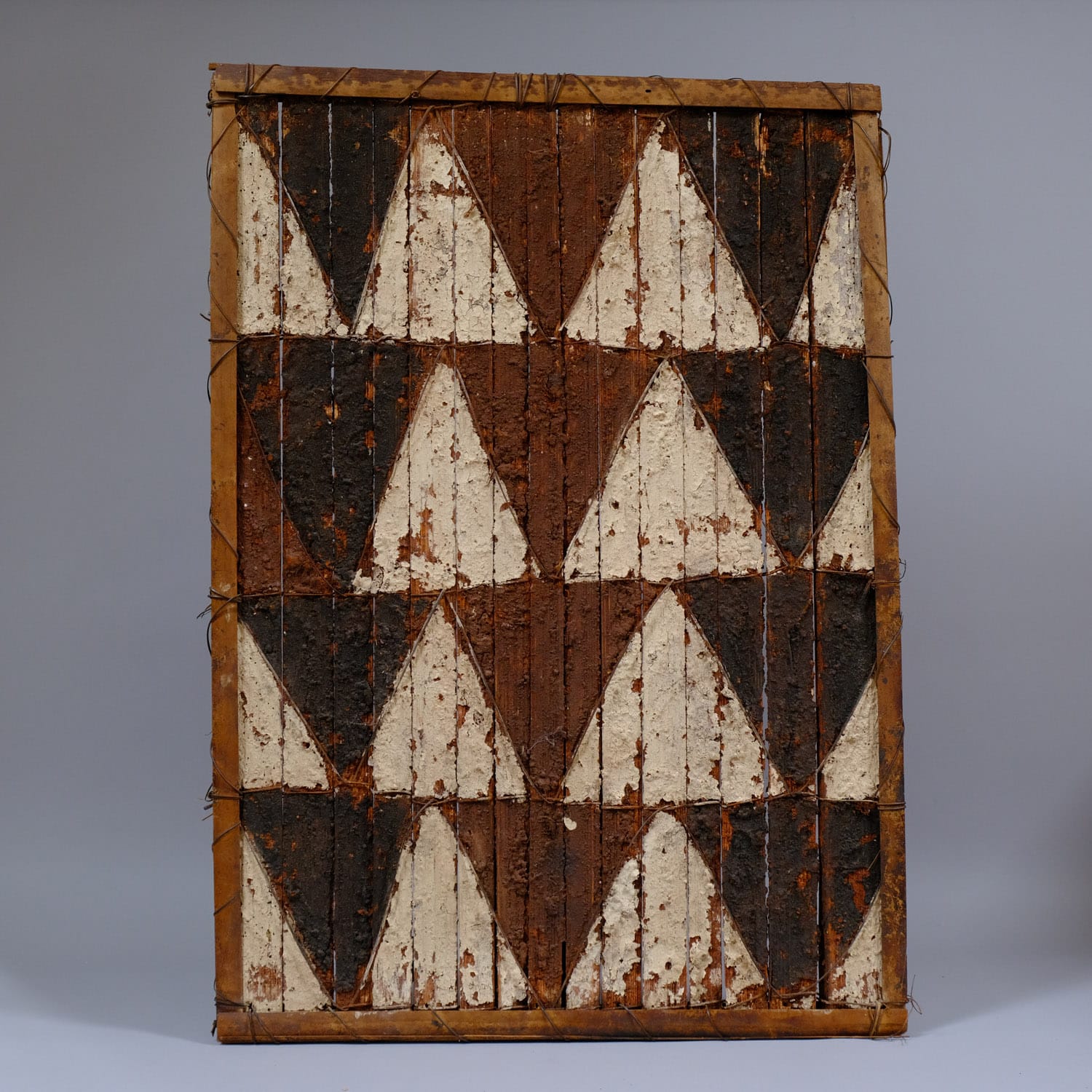 Old polychrome panel, bamboo, Salampasu, Congo - AS'ART - A sense of craft