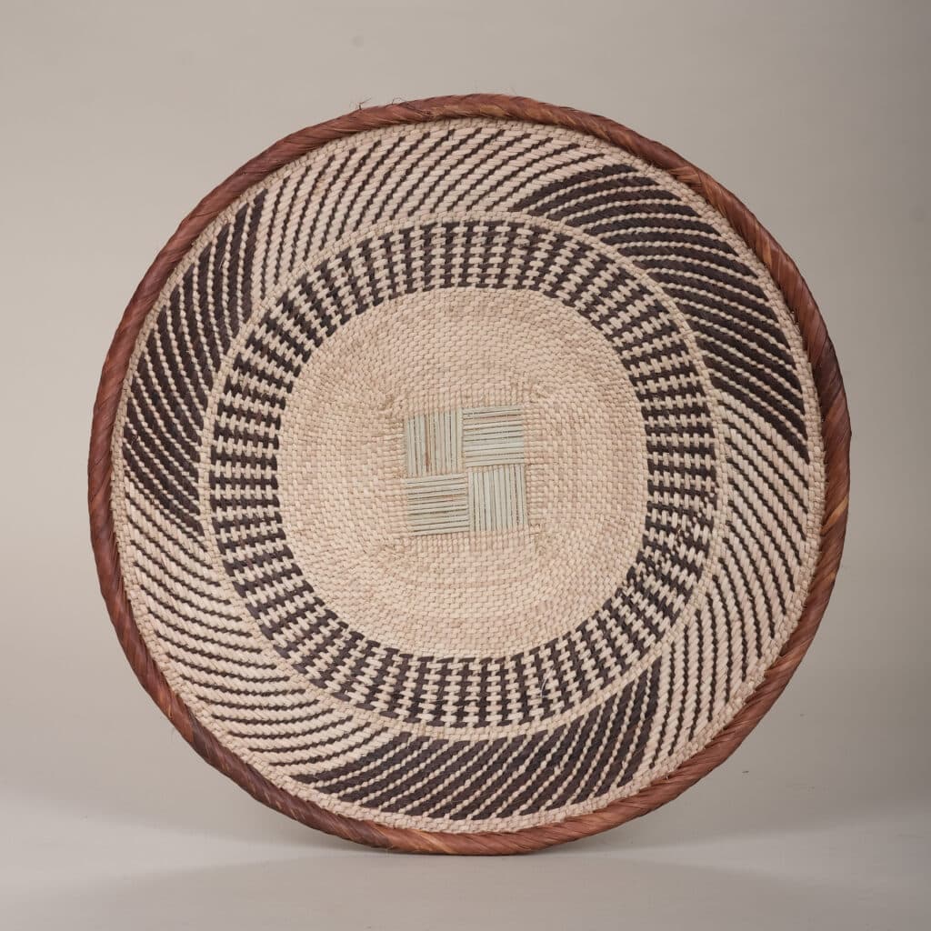 panier batonga Isangwa une décoration murale africaine